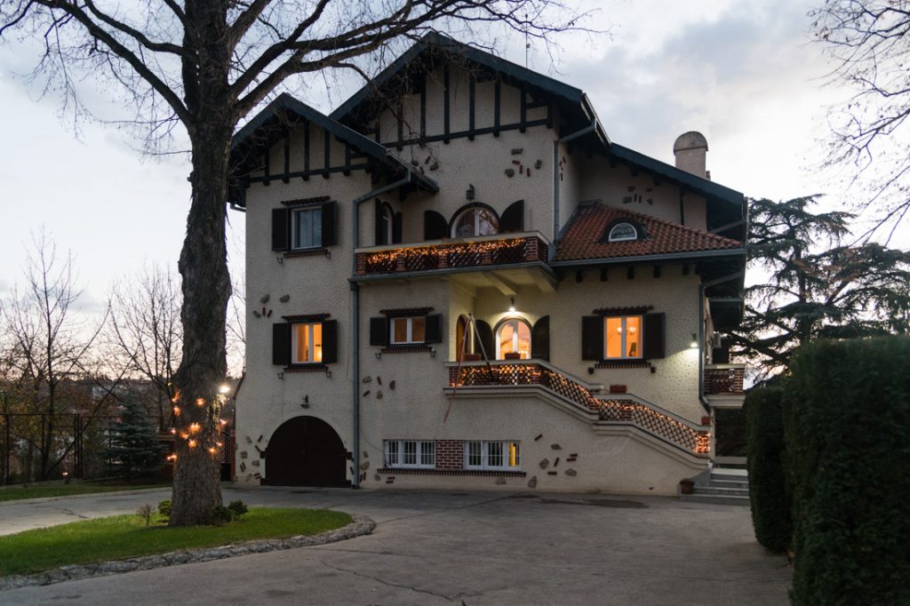 Ужичка 48 - Дипос